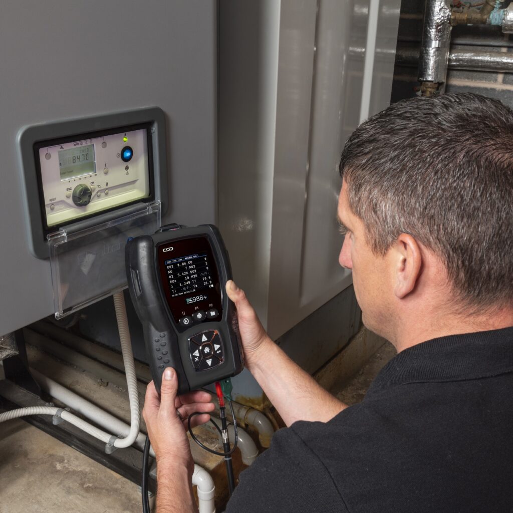 ANALIZADORES DE GASES PARA PROTEGER PERSONAS Y EQUIPOS - Premac